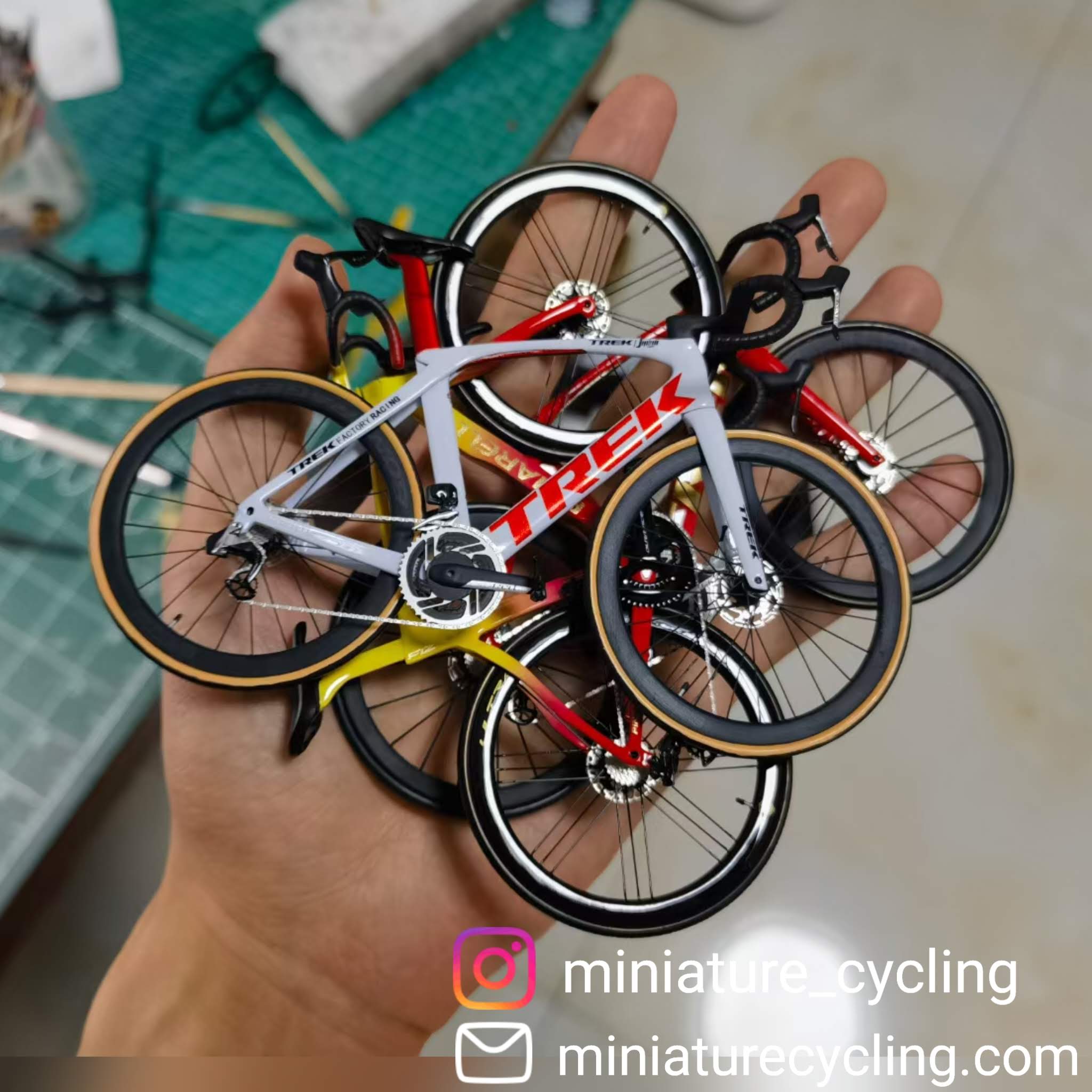 Handy of Premium Bikes ....miniature model – Miniature Cycling